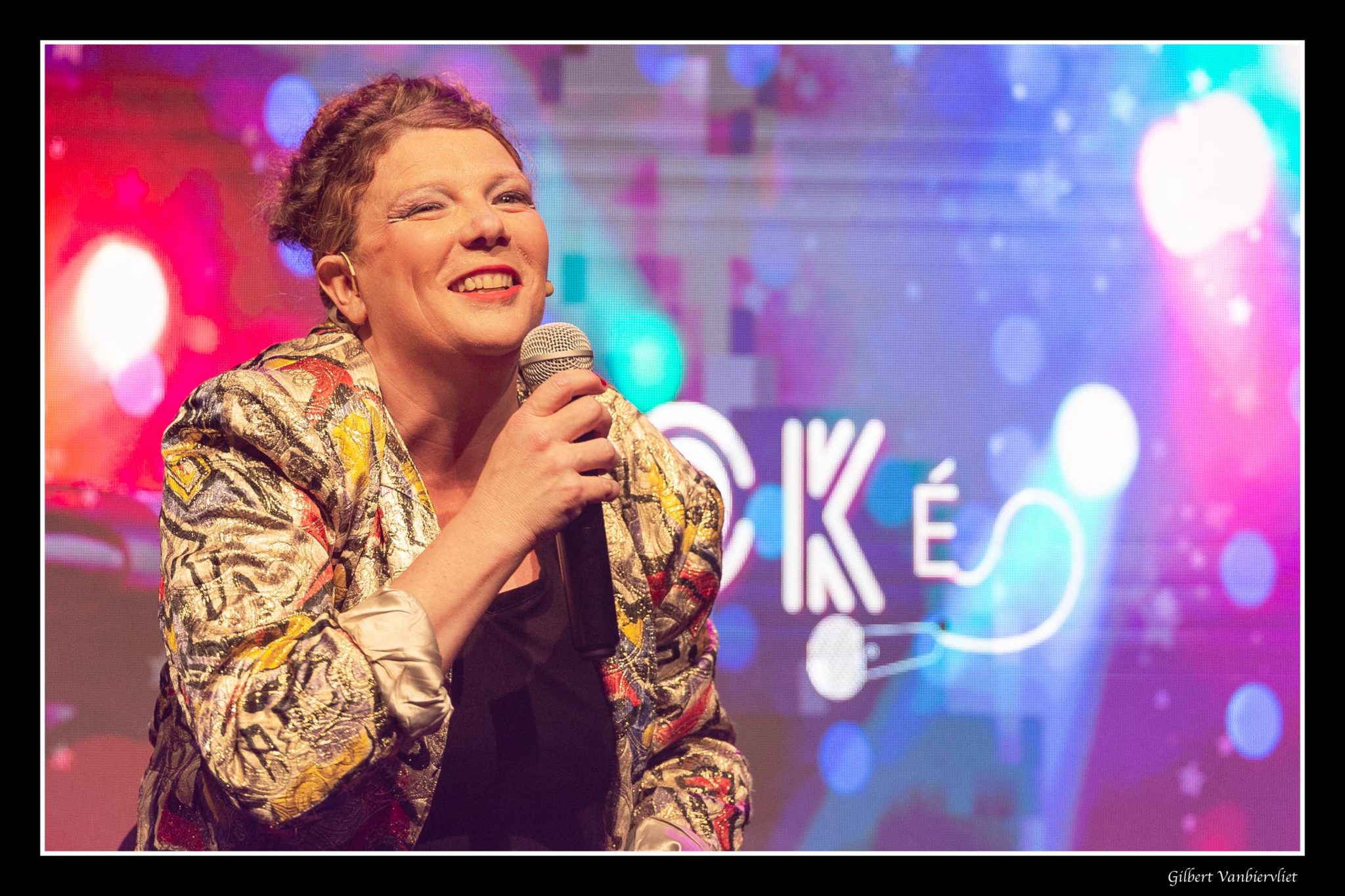 Bienvenue - Guislaine Superstar